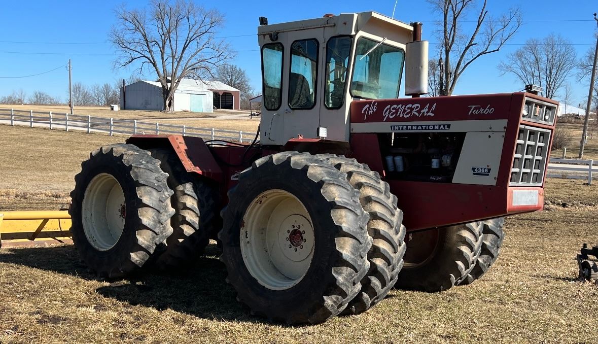 4366 International Tractor