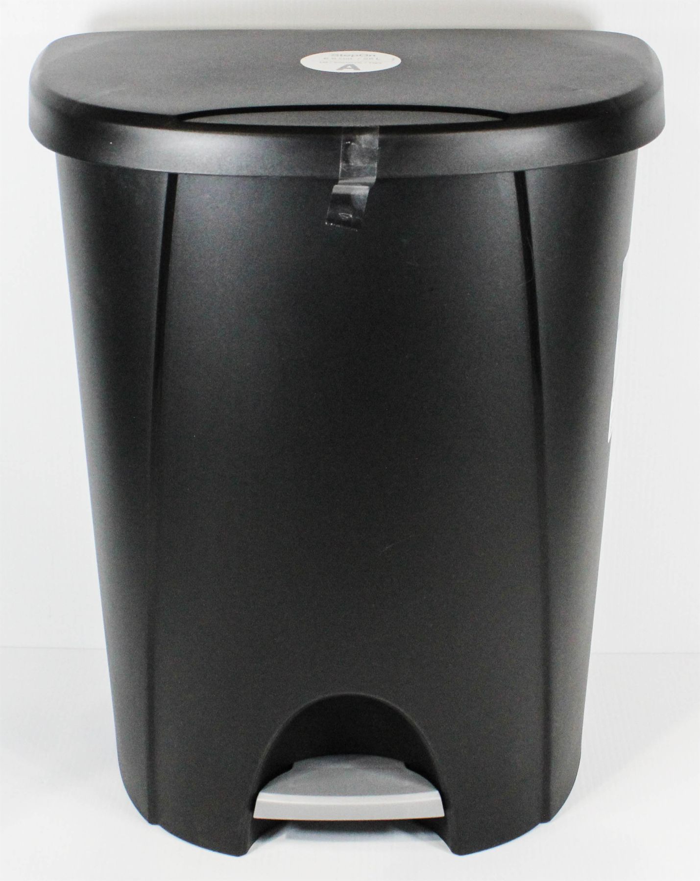 BLACK 25 L STERLITE STEP ON GARBAGE CAN
