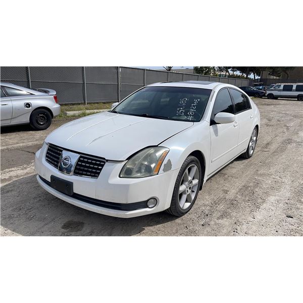 2005 Nissan Maxima 3.5 SE