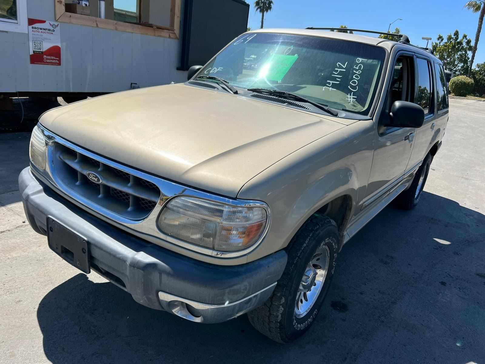 2000 Ford Explorer XLT