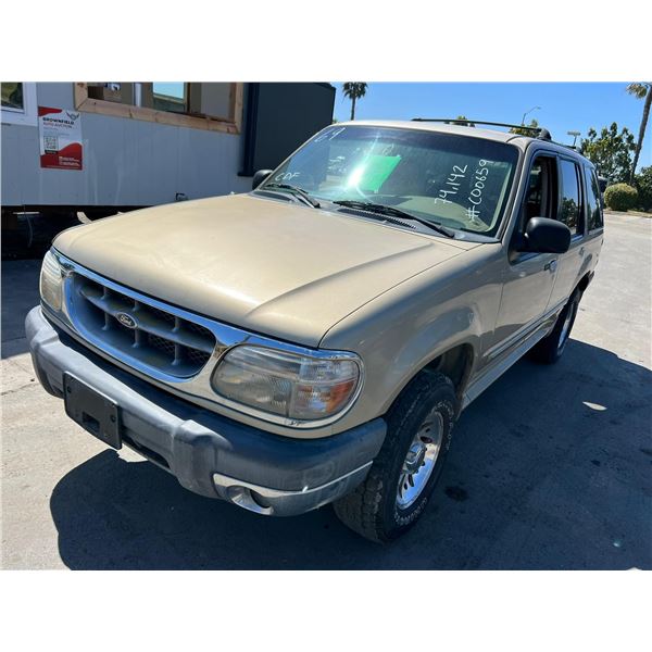 2000 Ford Explorer XLT