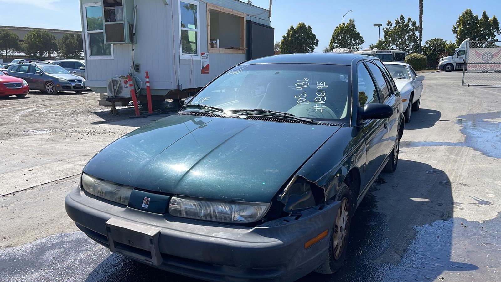 1998 Saturn S-Series SW1