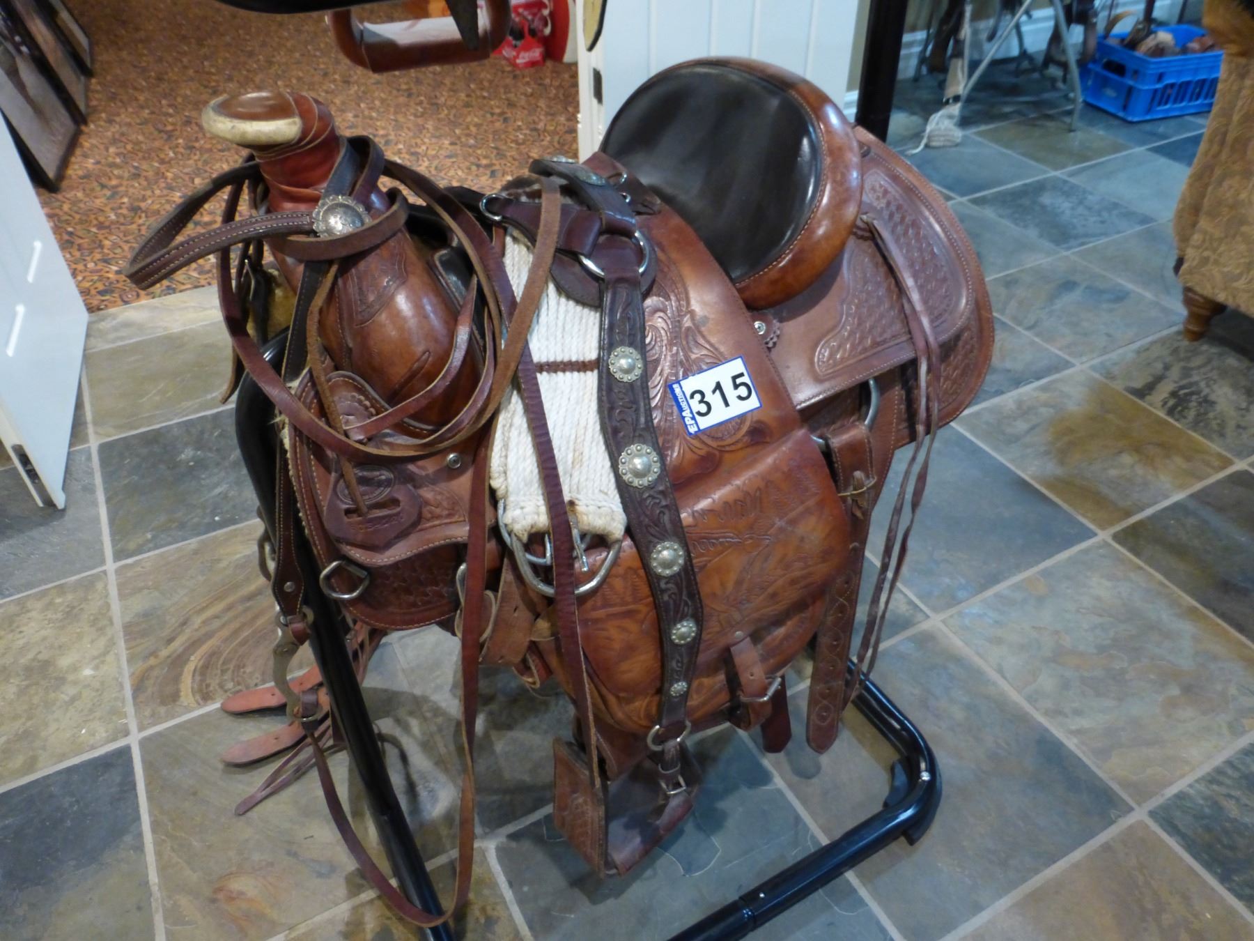 Willow creek western roping saddle
