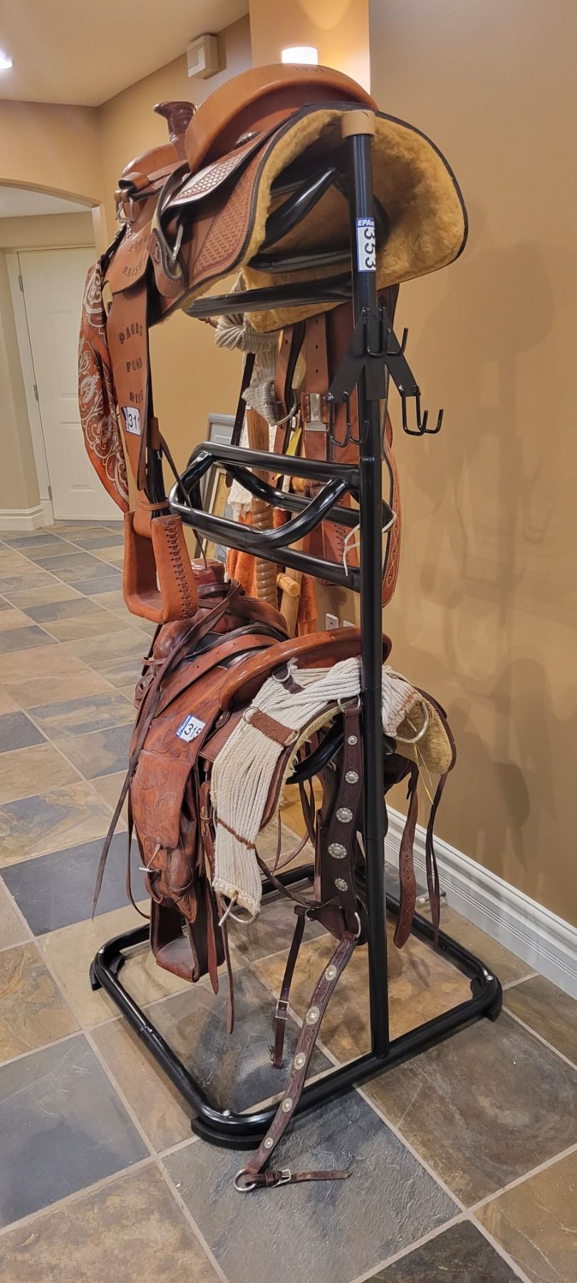 Saddle Rack Homedude 3-Tier - Heavy-Duty Steel Saddle Holder With ...