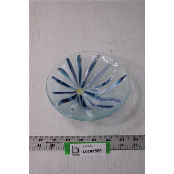 Decorative Glass Bowl Bodnarus Auctioneering