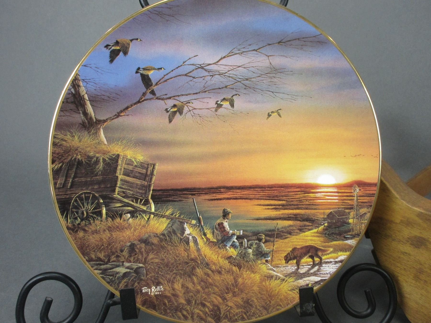 Terry Redlin Decorator Plate- Stone Jewelry Box- Mallard Tote