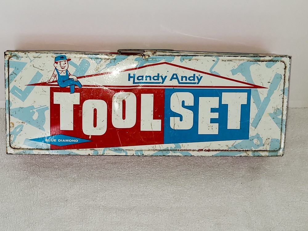 VINTAGE HANDY ANDY TOOL SET METAL BOX