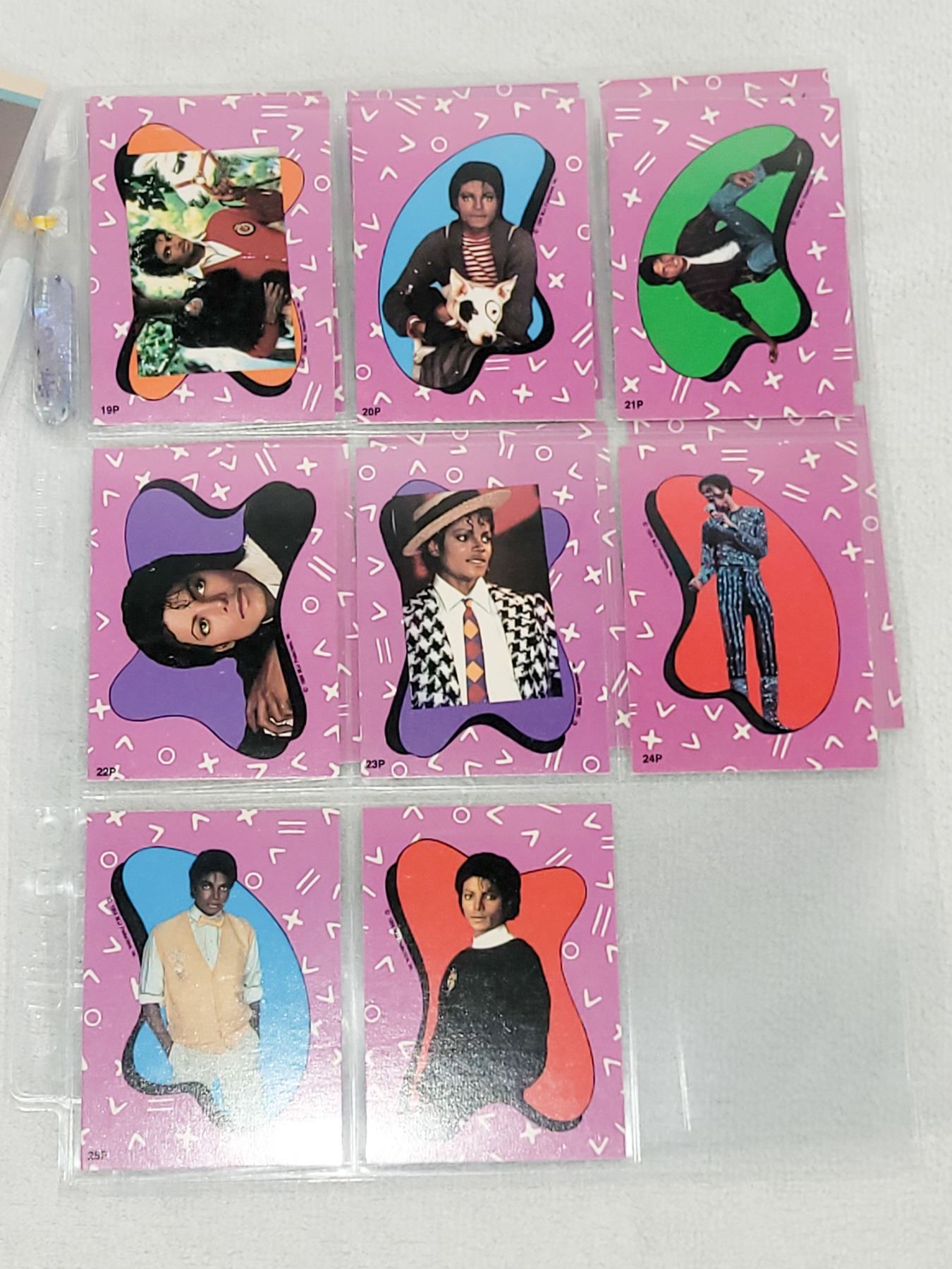 MICHAEL JACKSON TRADING CARDS INCOMPLETE BLUE AND RED BORDERS 31 CARDS