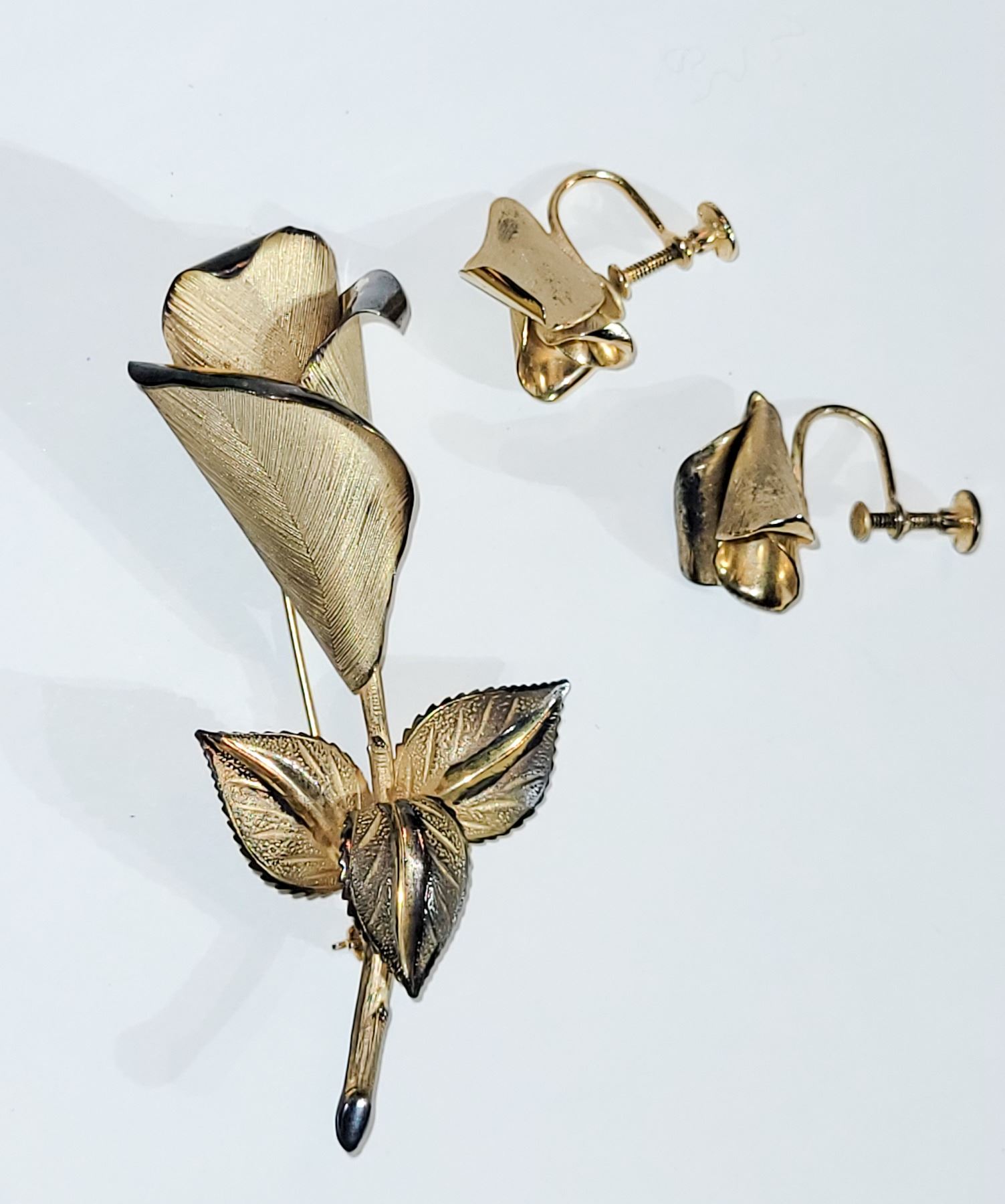 BOND BOYD STERLING ROSE BROOCH SET