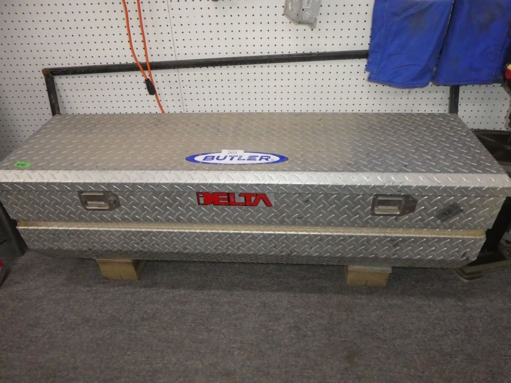 Butler metal truck tool/storage box 60"x21"x20"