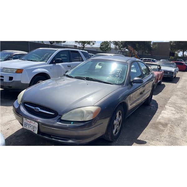 2003 Ford Taurus SES