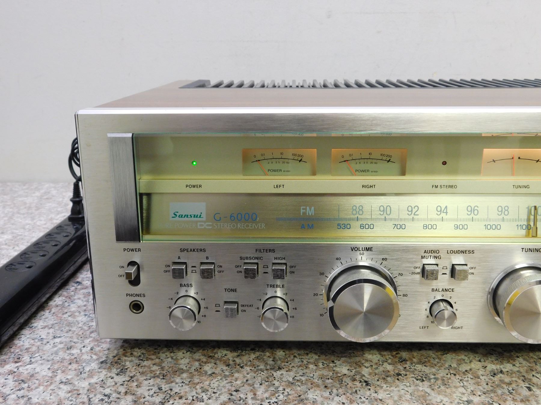 Sansui G6000 Stereo Receiver