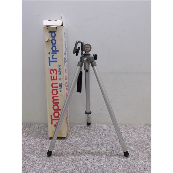 Vintage Tripod Topman E3 Made in Japan With Box