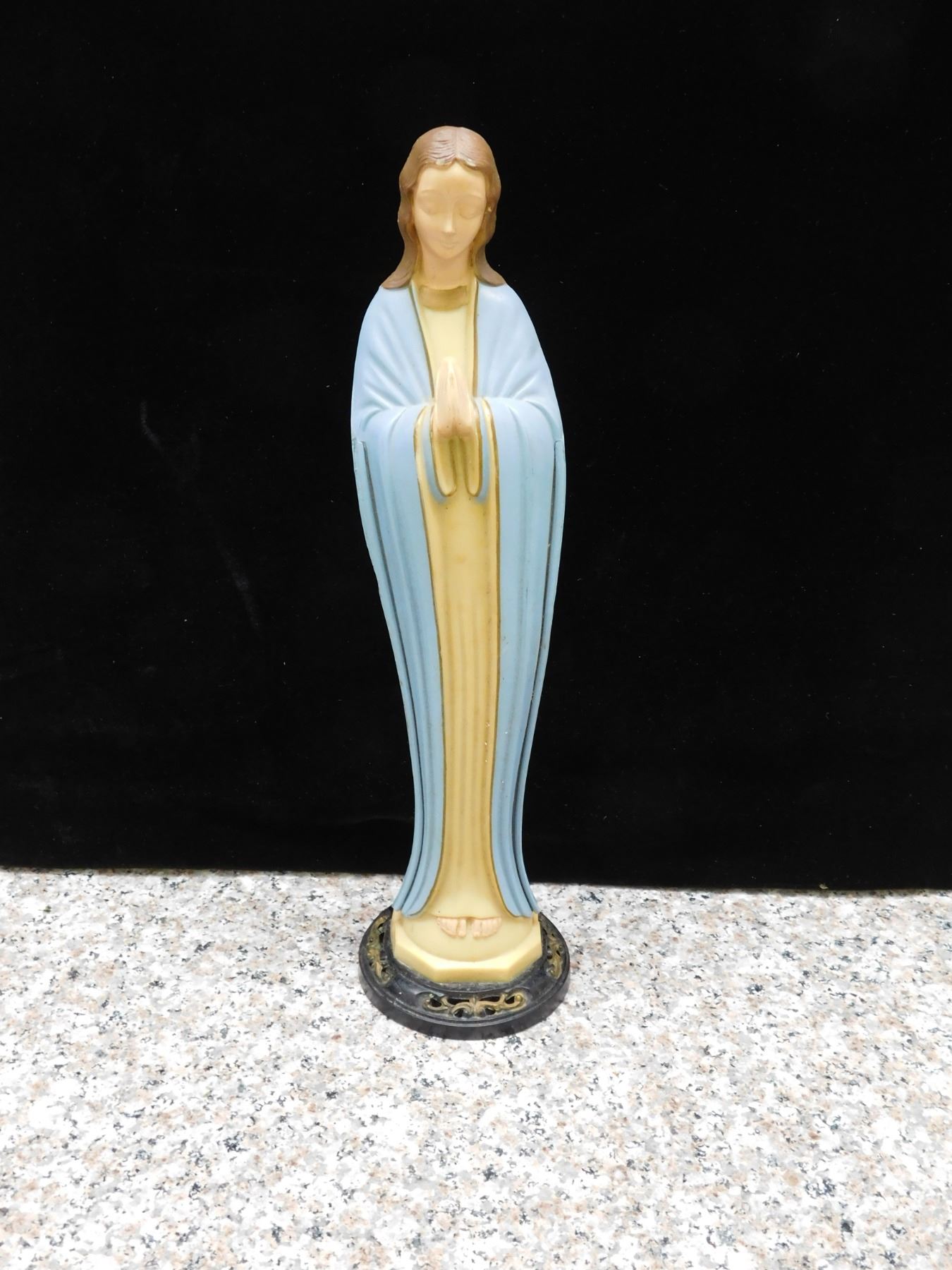 Mother Mary Religious Figurine Hartland Molded #250