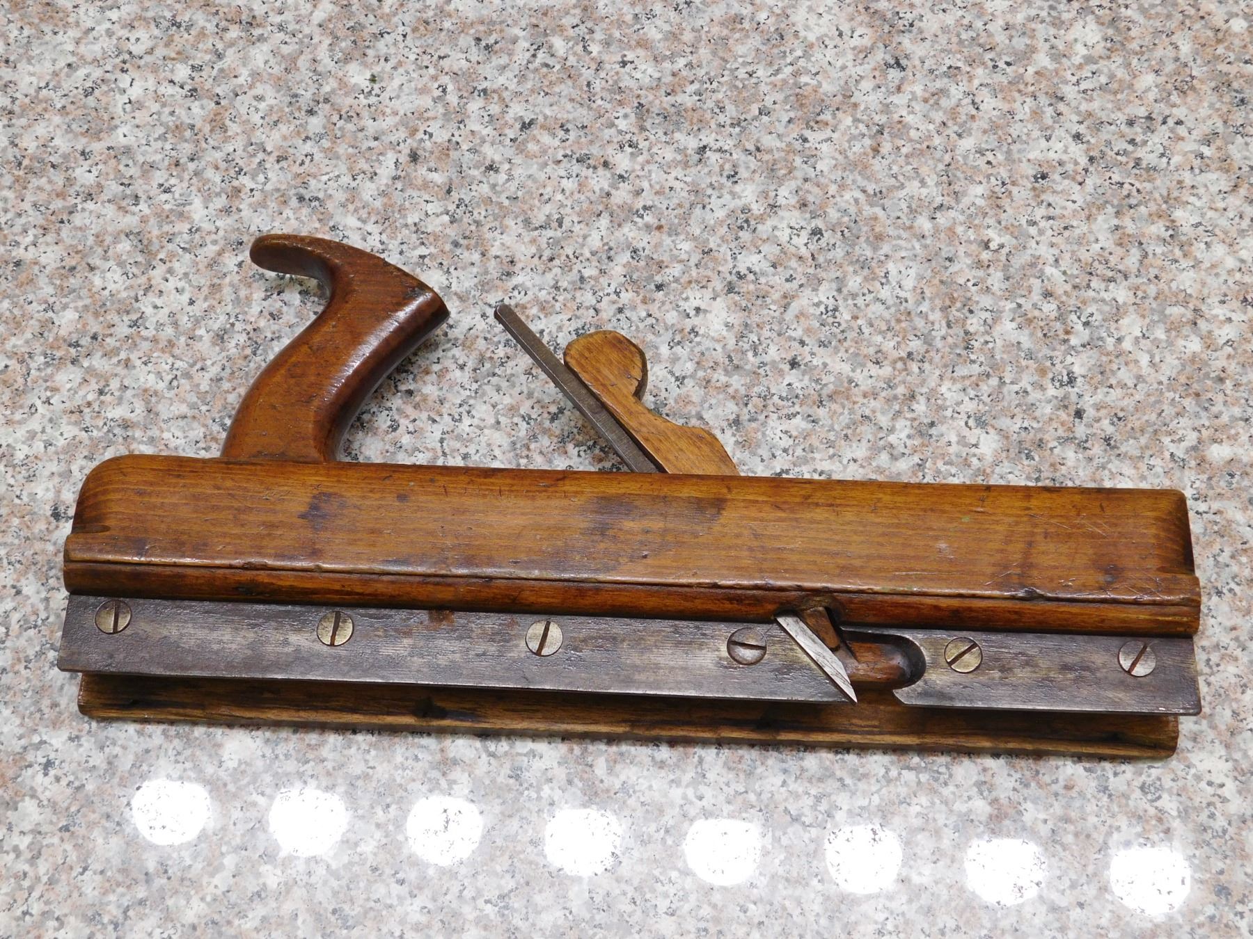 Antique Wooden Hand Plane Planer B.F. Berry #1 1/2