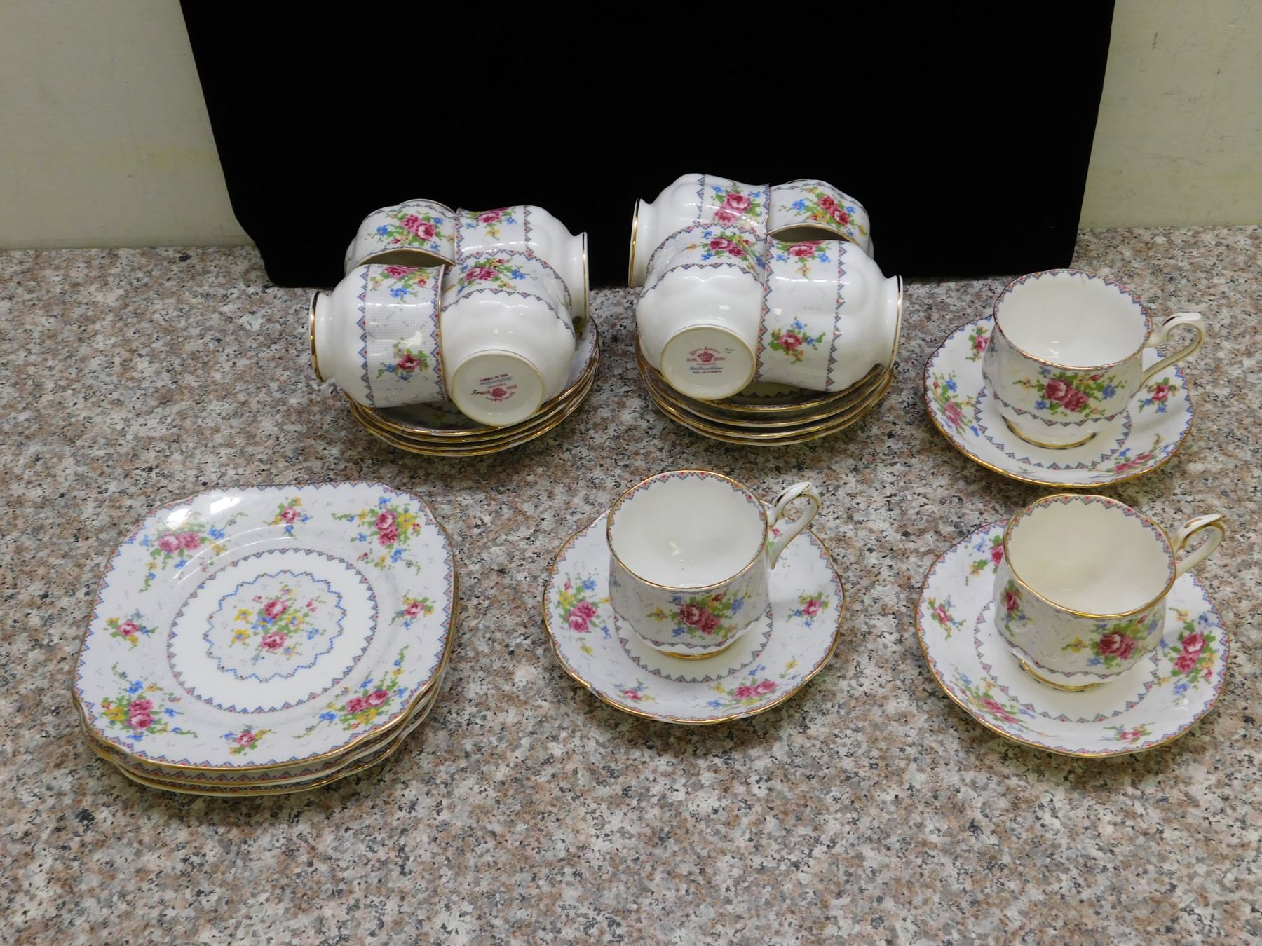 Lot of 15 Royal Albert Petit Point Fine Bone China 11 Tea Cups and ...