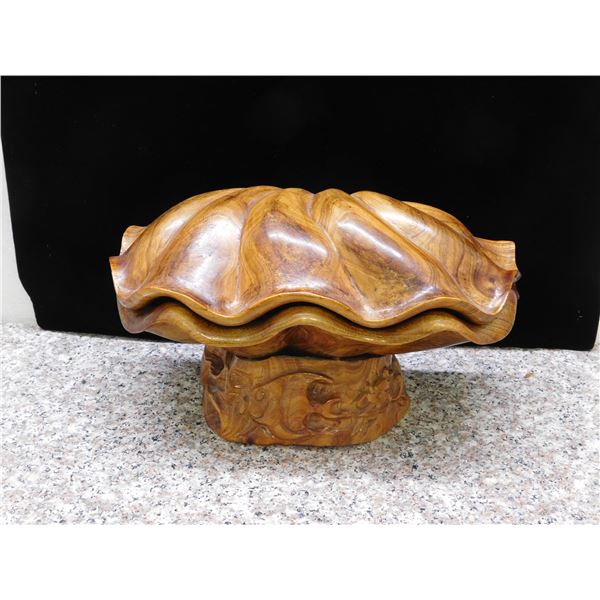 Hand Carved Wooden Clam Shell Jewelry Case
