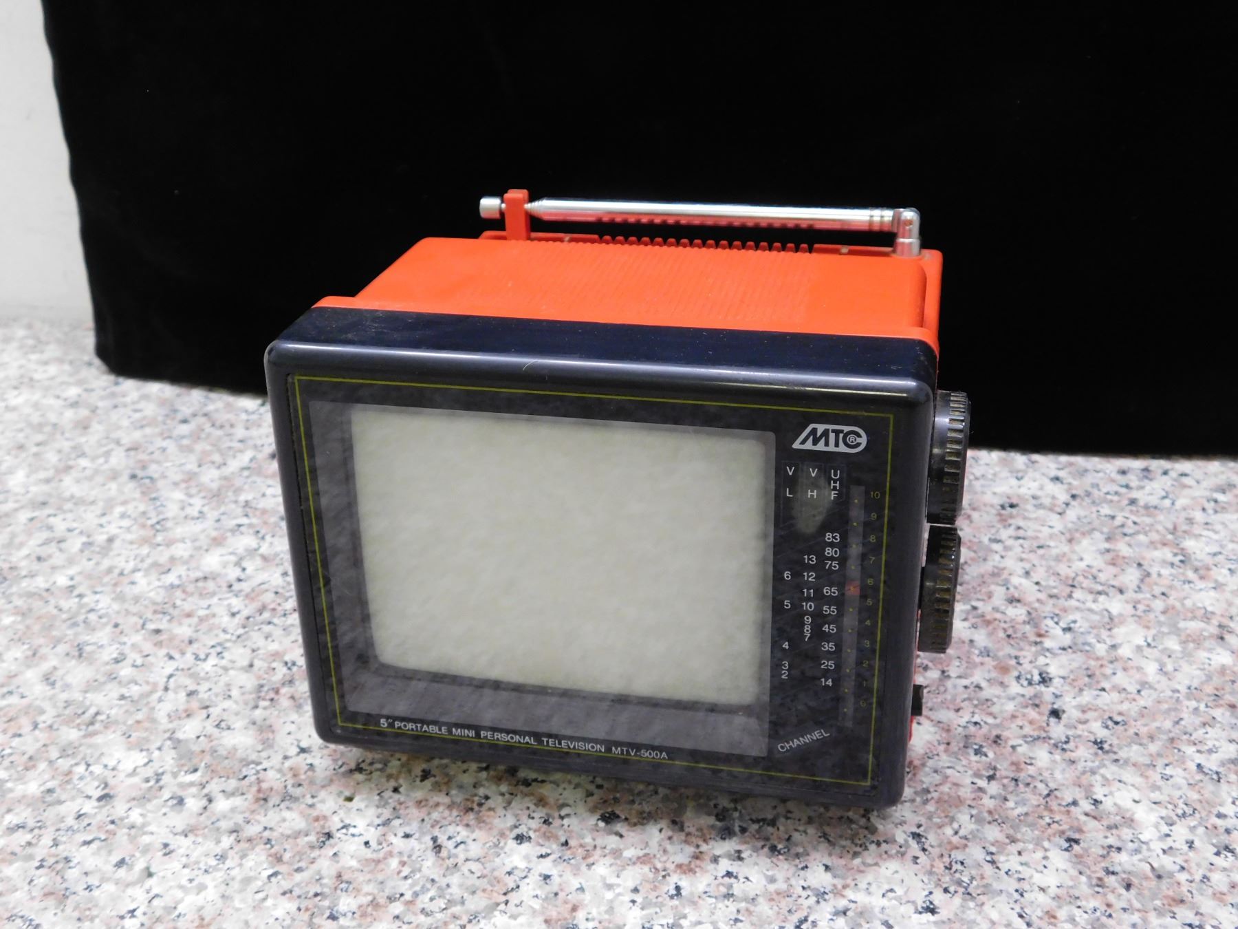 MTC 5" Mini Portable Television MTV-500A Red