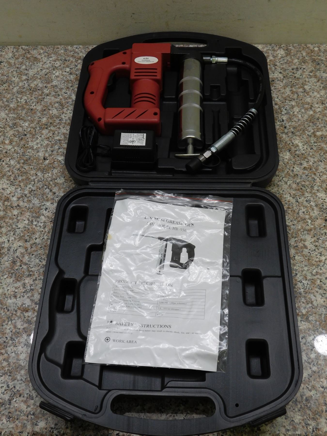 4.8V Mini Grease Gun in Case Unused