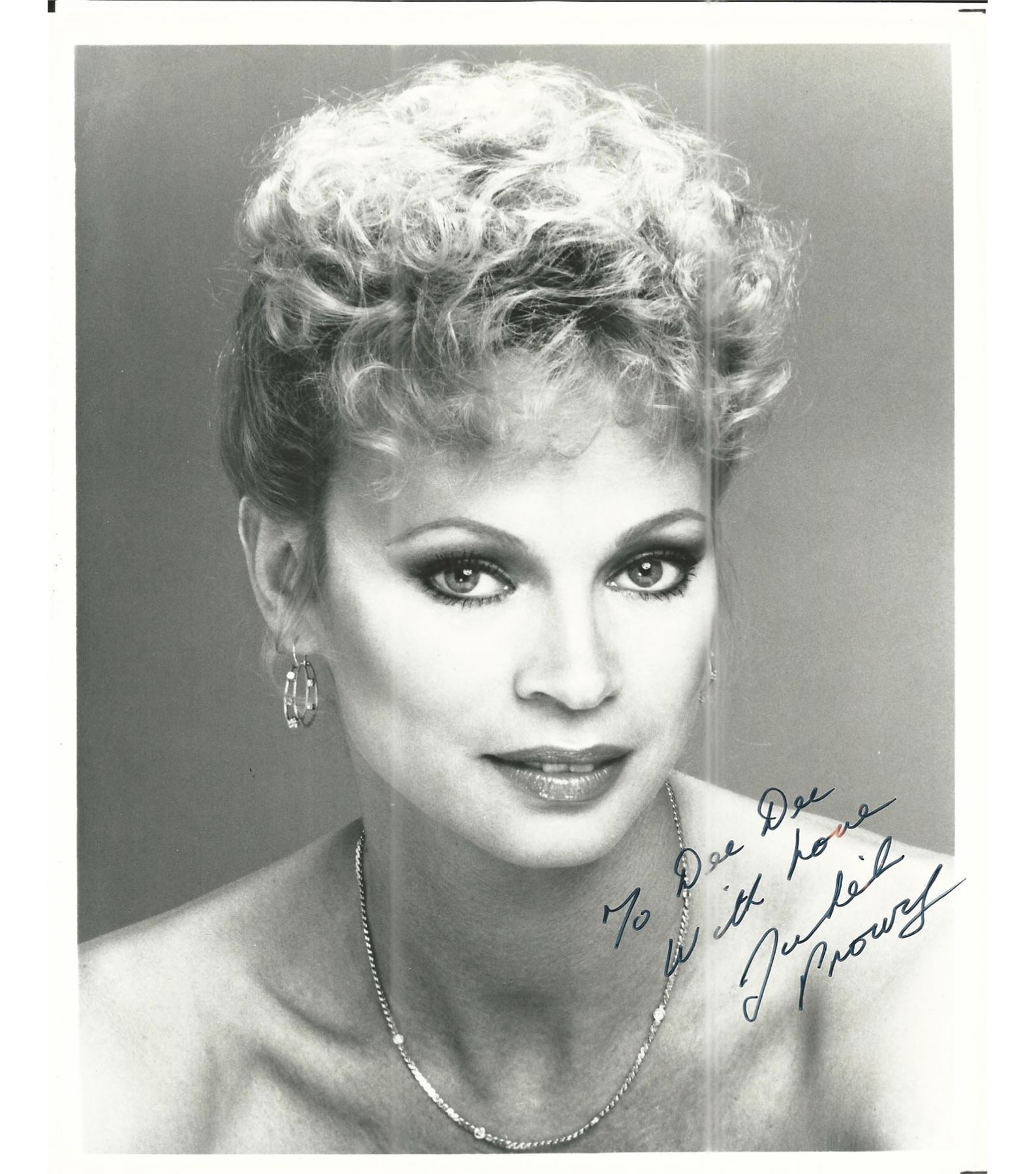 Dancer Juliet Prowse signed photo