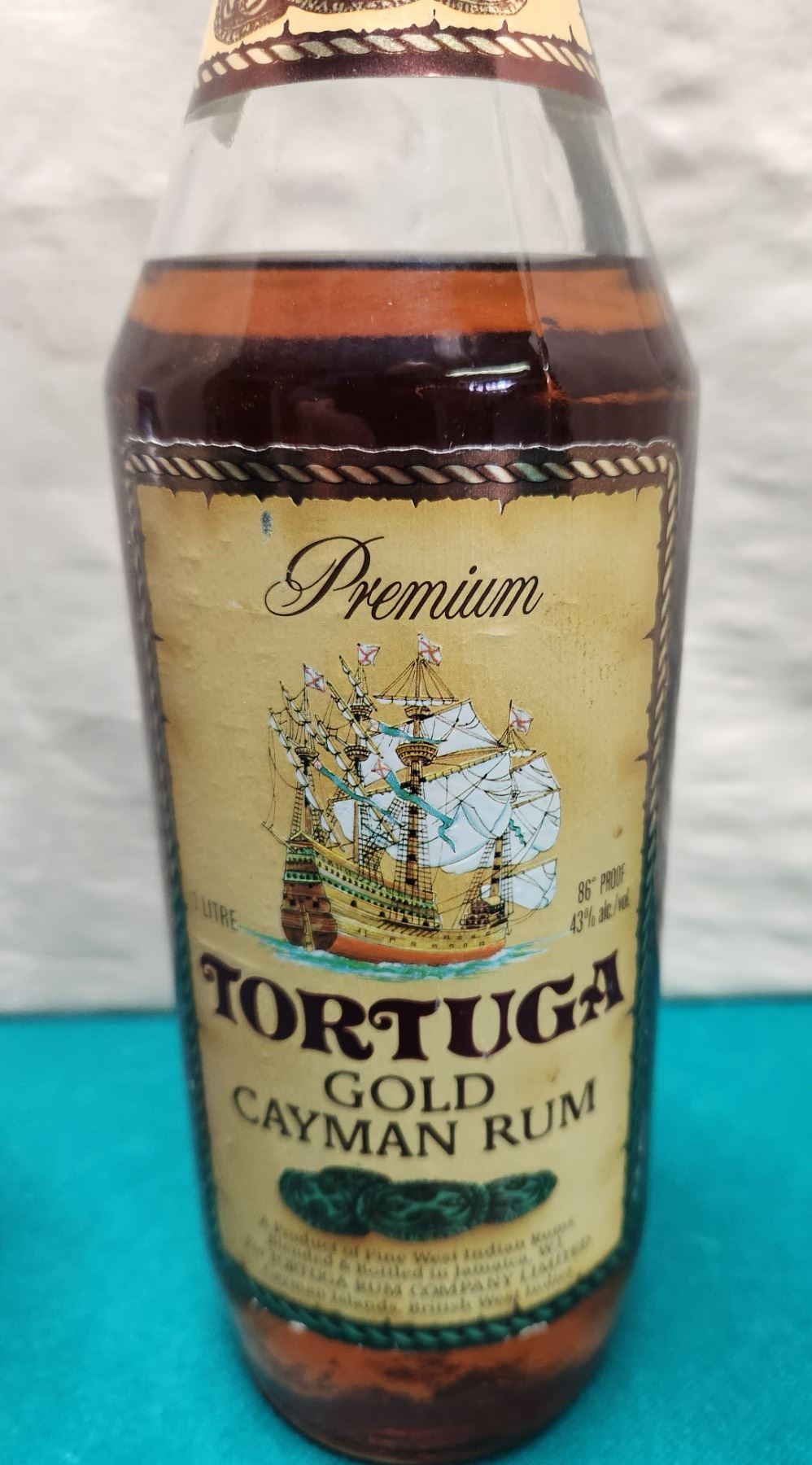 Premium Tortuga Gold Cayman Rum