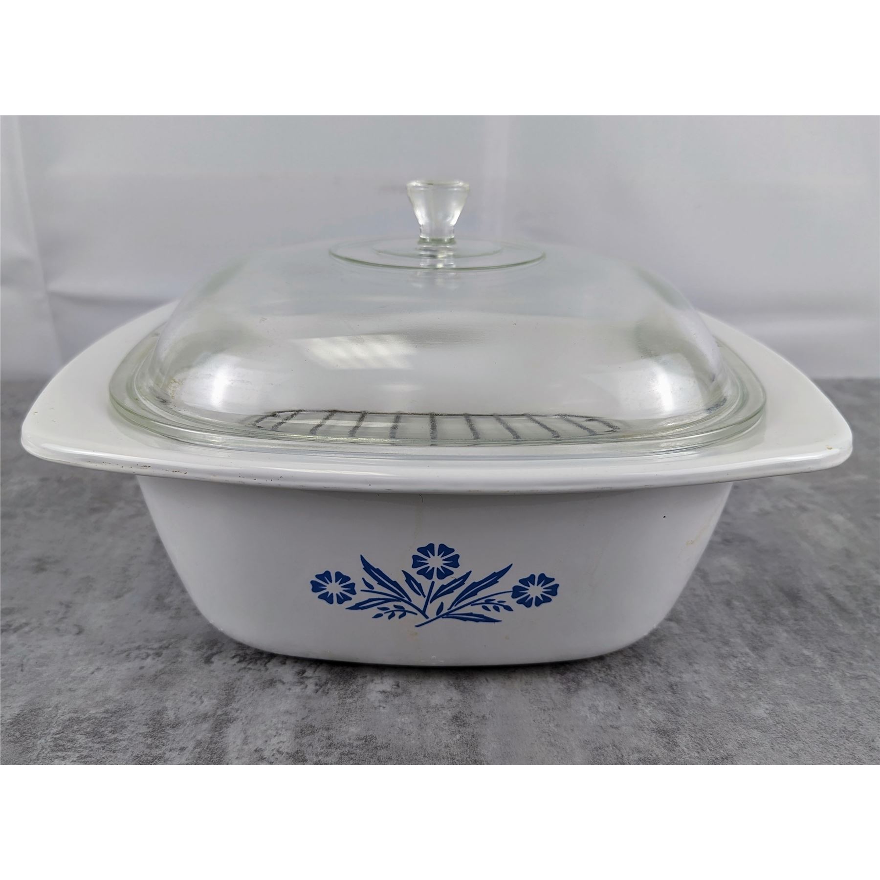 Vintage Large Corning Ware Dutch Oven + Grate - Blue Cornflower