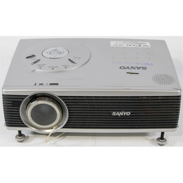 SANYO PRO-X MULTIVERUS PROJECTOR