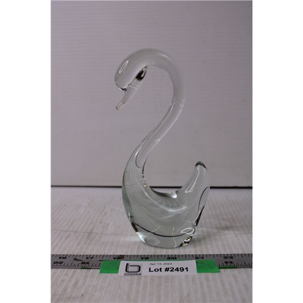Glass Swan Figurine Bodnarus Auctioneering