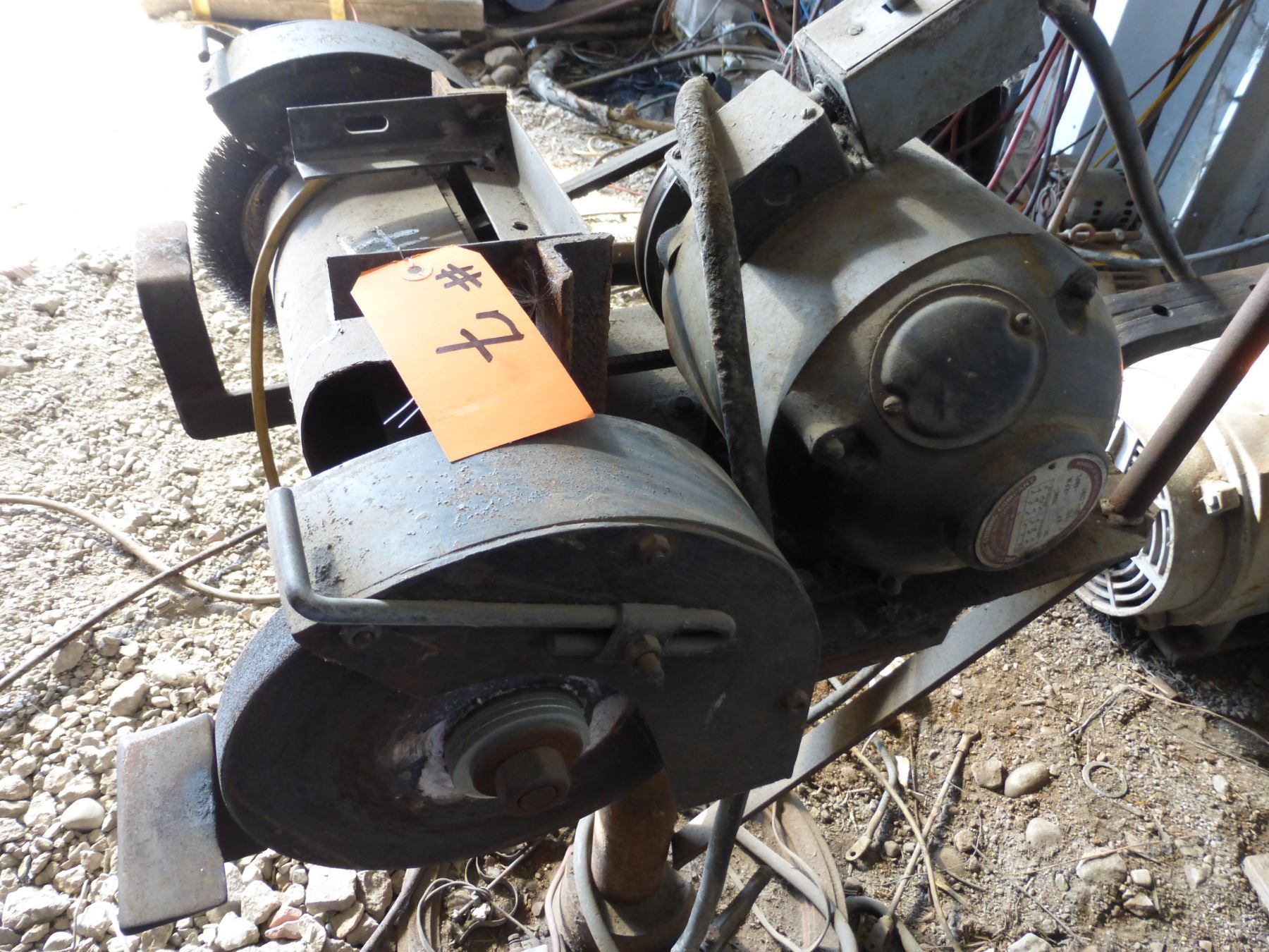 3 Phase, 1 HP Dual wheel grinder & stand