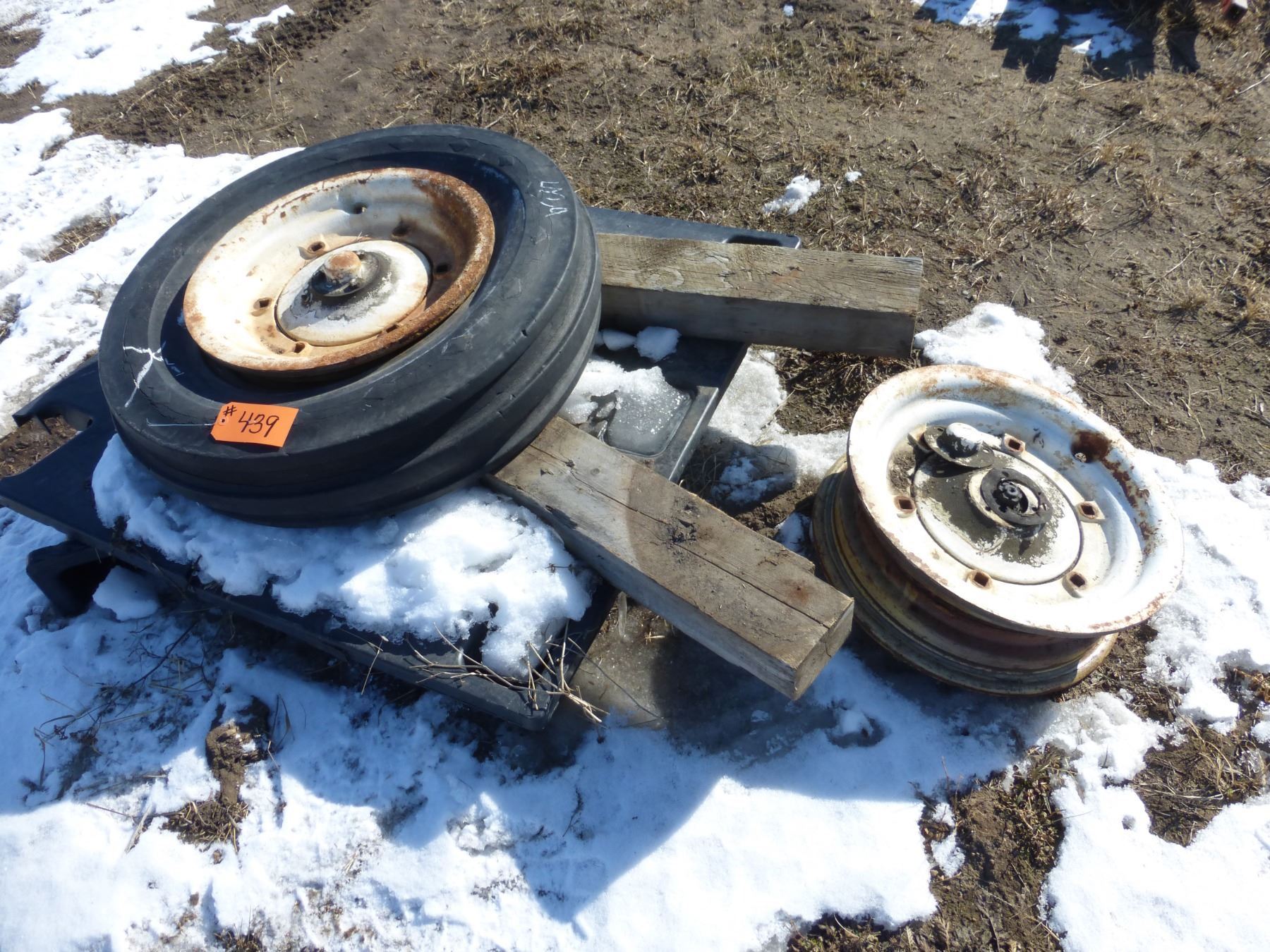 2- 8-hole tractor rims