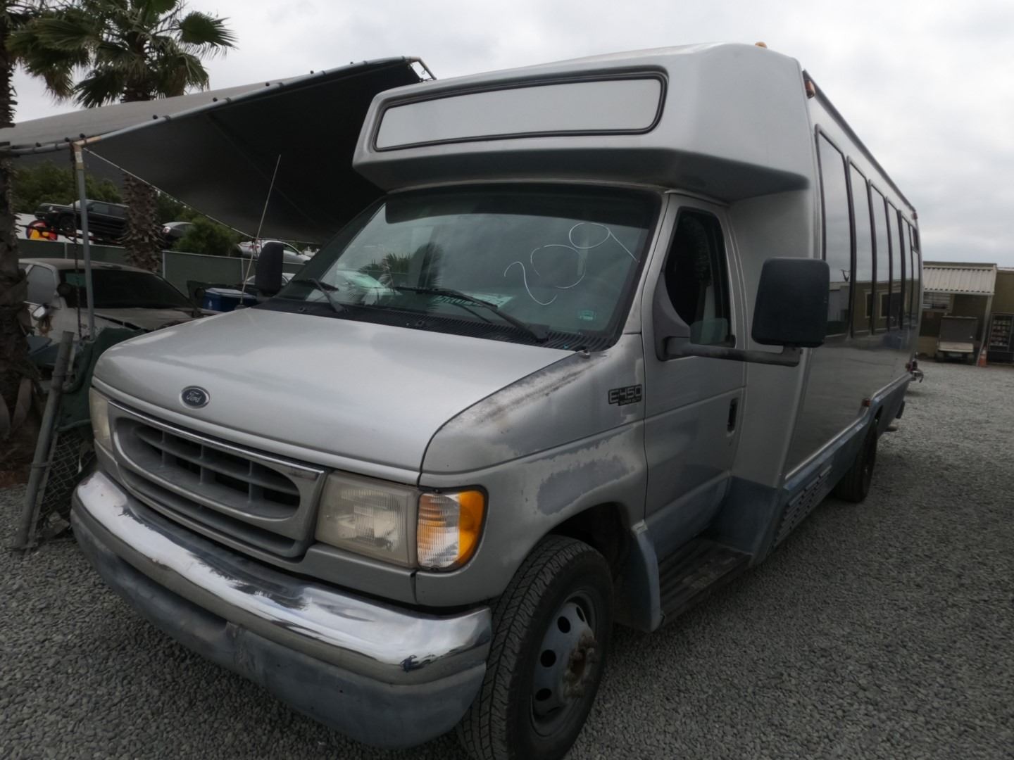 FORD E450 2001 T