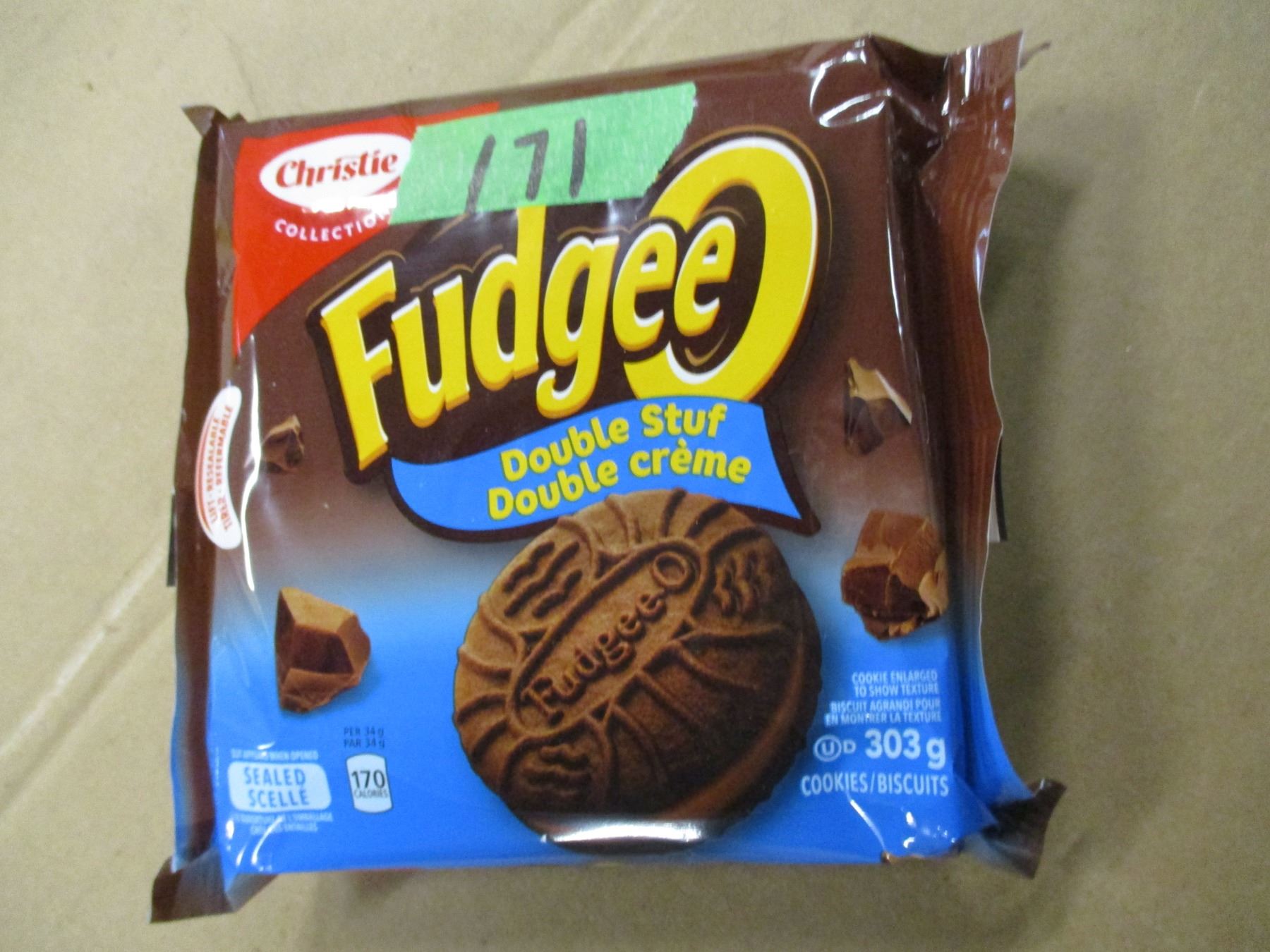 SHELF PULLS (AS IS): FUDGEE O DOUBLE STUFF COOKIES (303G)