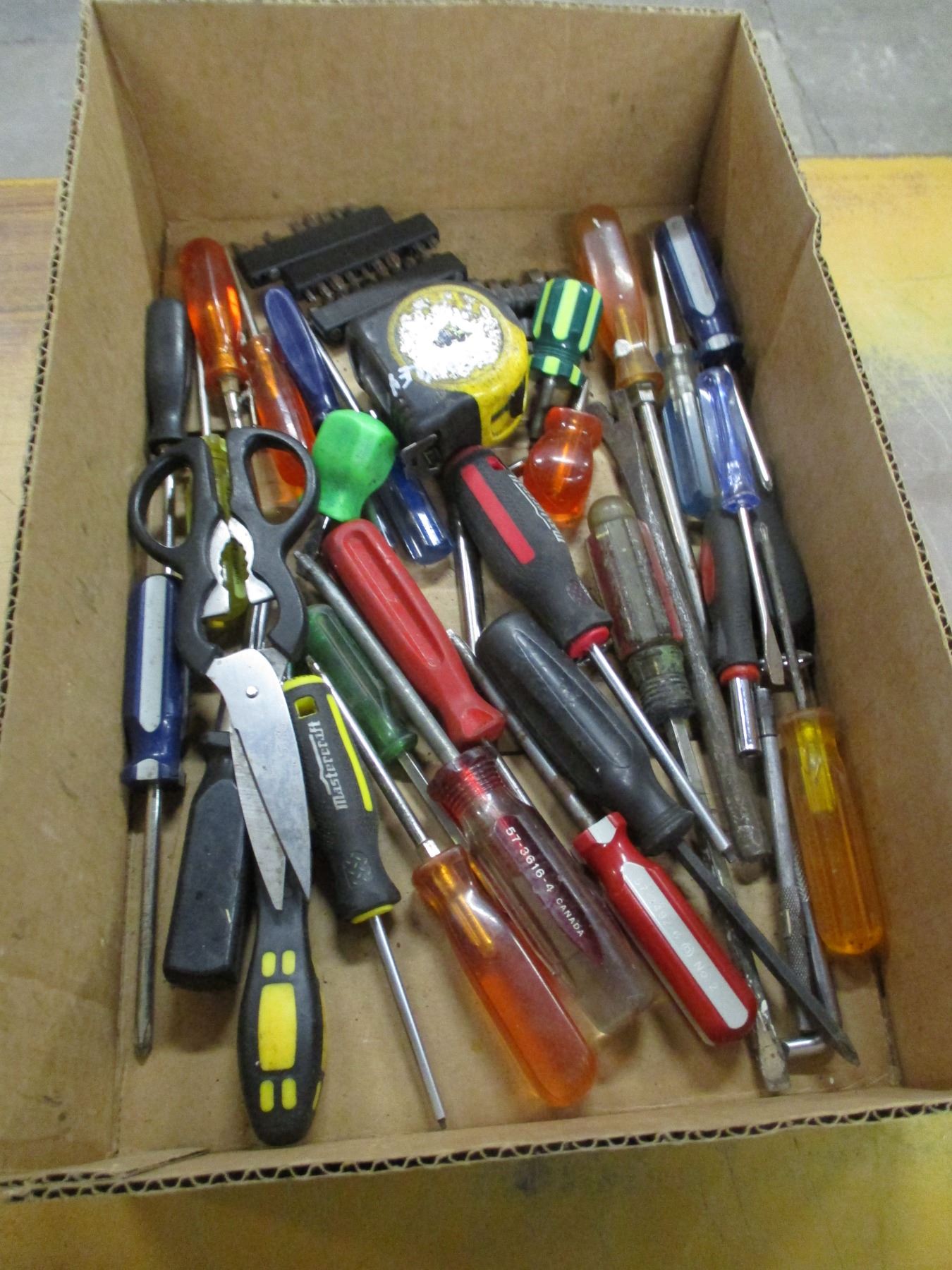 BOX C/W ASSORTED TOOLS