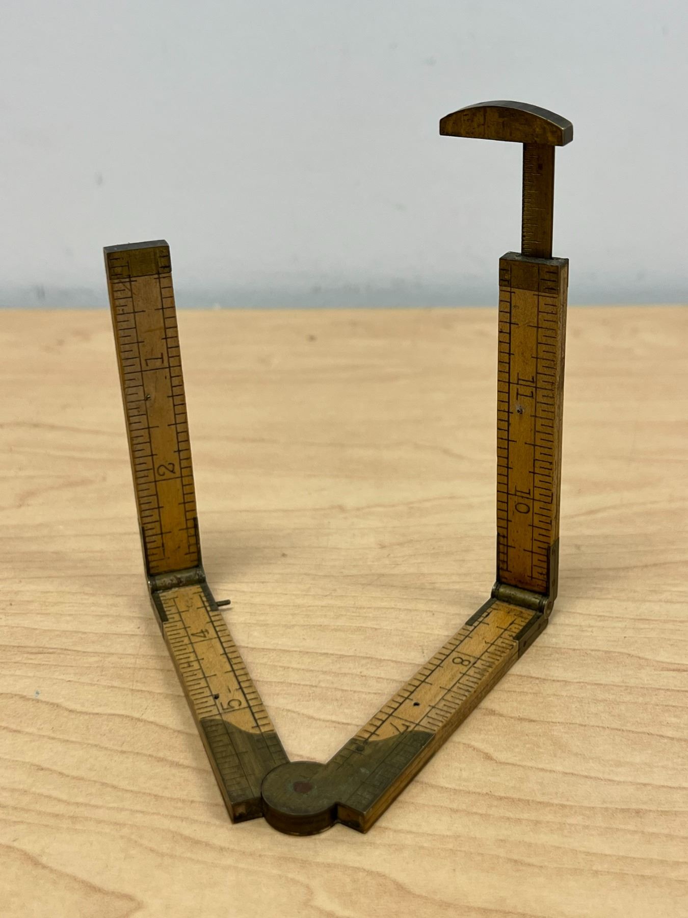 Vintage Stanley Boxwood No. 32 Folding Ruler w/ Brass Caliper 12"