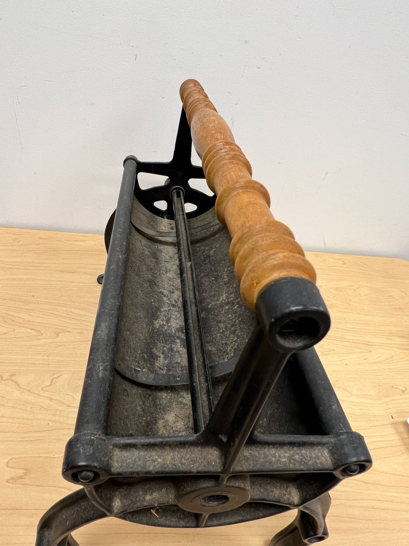 Newspaper Log Roller - Recycle / Fireplace Logs (approx: 23x10.5" & 14.5"T)