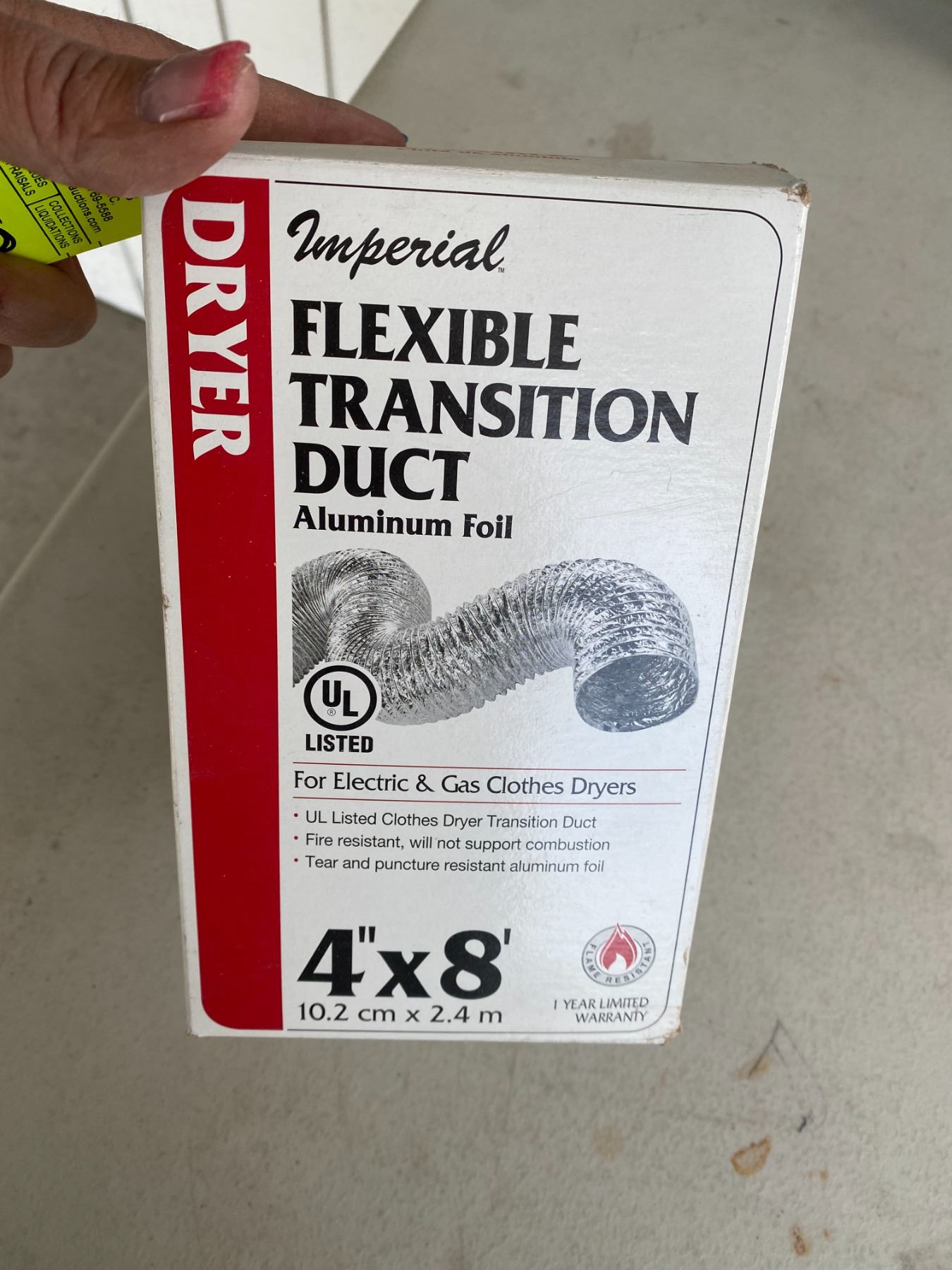 Flexible transition duct