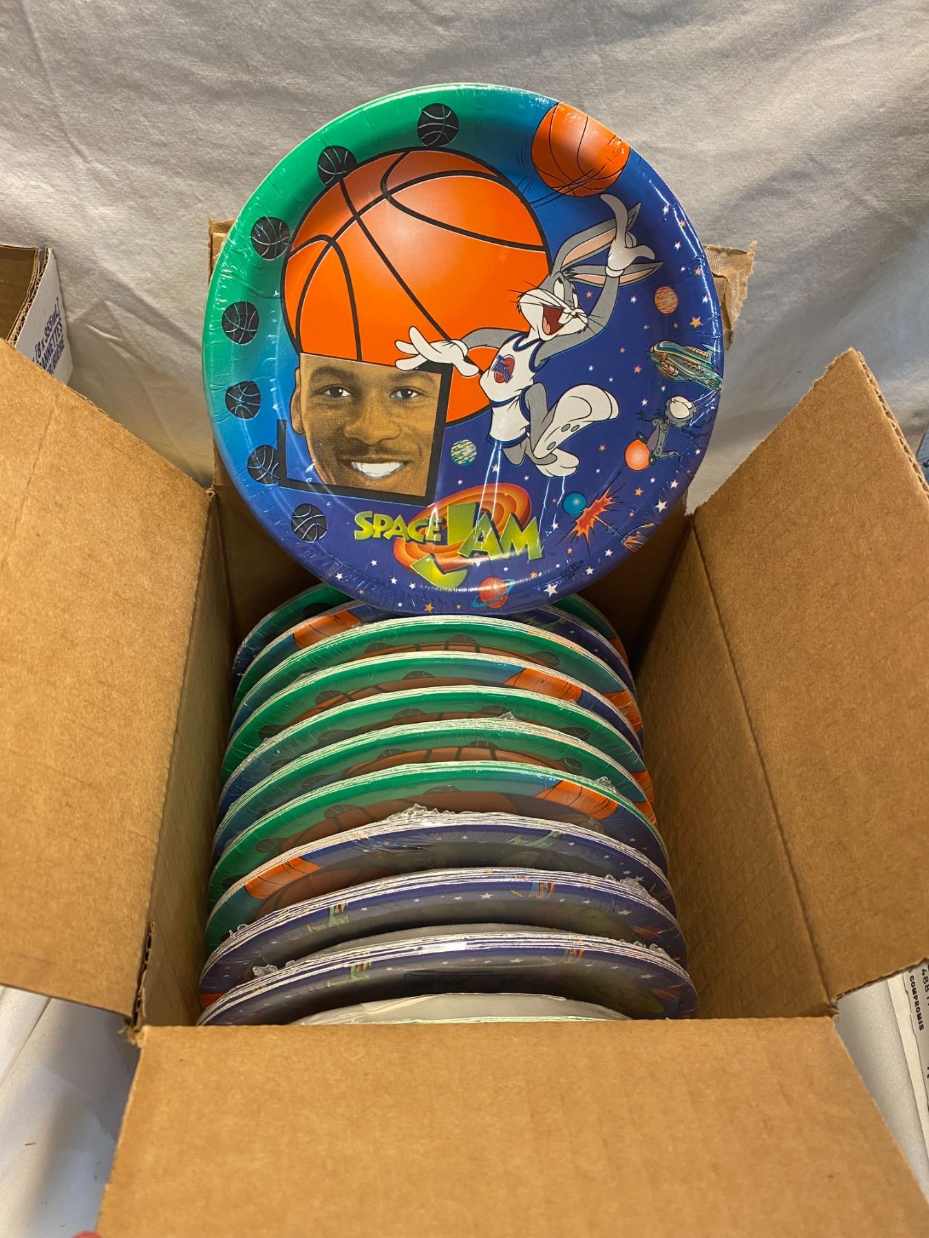 Space Jam 7 inch plates