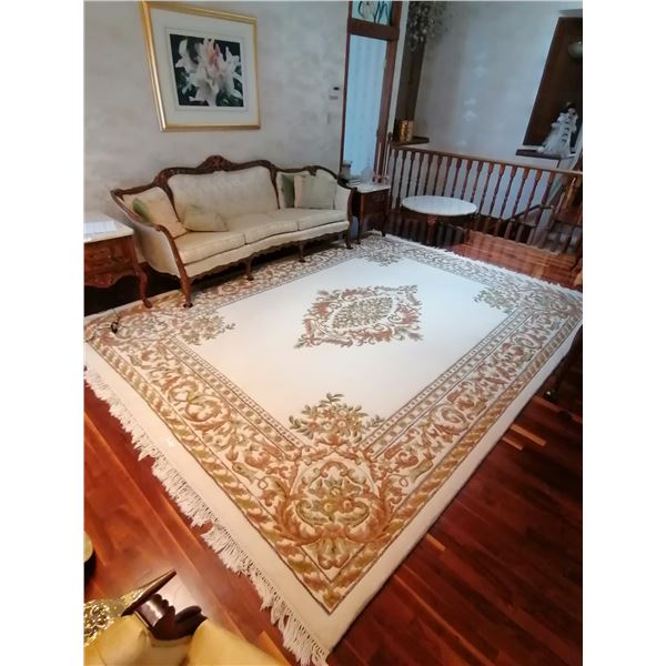 Large Decorative Rug Beck Auctions Inc