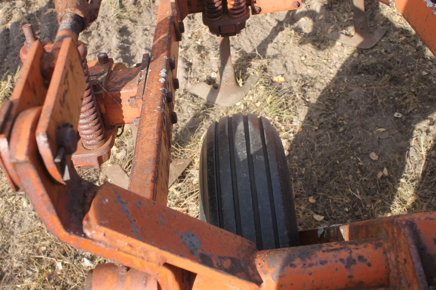 20' CCIL Deep tillage c/w 3 bar tines & hyd ram