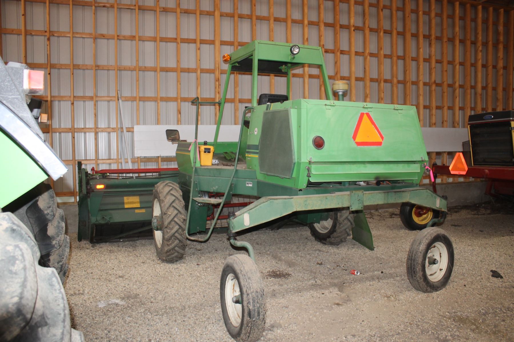 CCIL Swather #550 c/w 16' PU Reels, #20434, runs nice