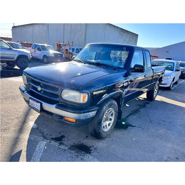 1996 Mazda B-Series B4000 SE