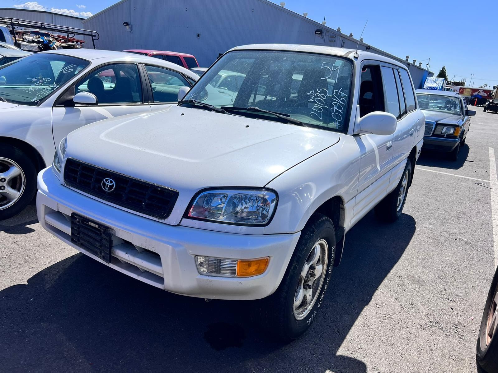 2000 Toyota RAV4