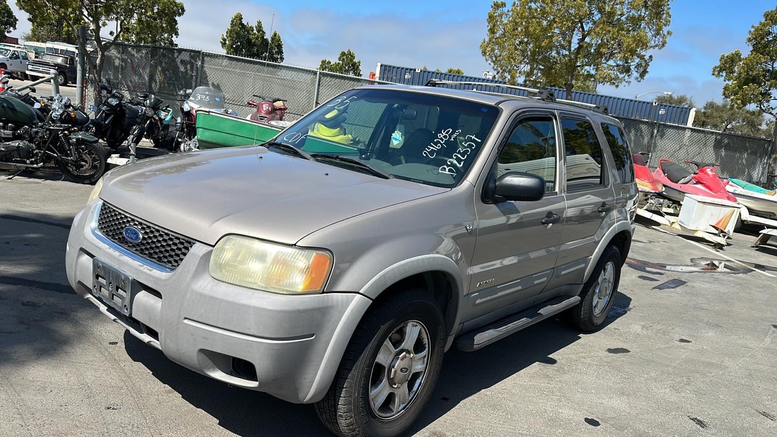 2001 Ford Escape XLT
