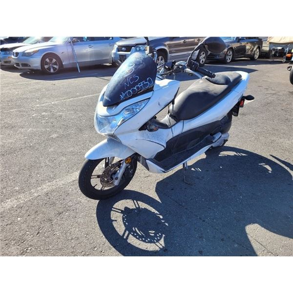 2011 HONDA PCX