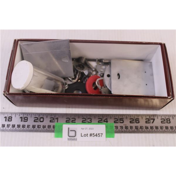 Singer Sewing Machine Parts Bodnarus Auctioneering