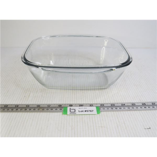 Pyrex Glass Dish Bodnarus Auctioneering