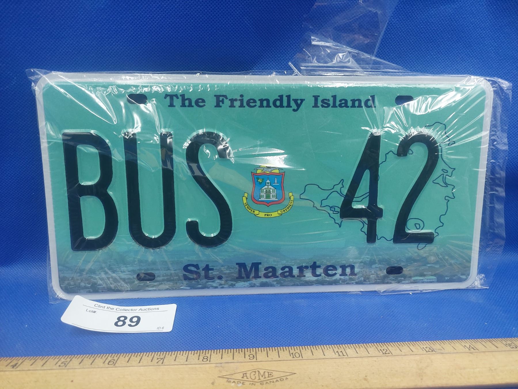 UNUSED ST. MAARTEN BUS LICENSE PLATE