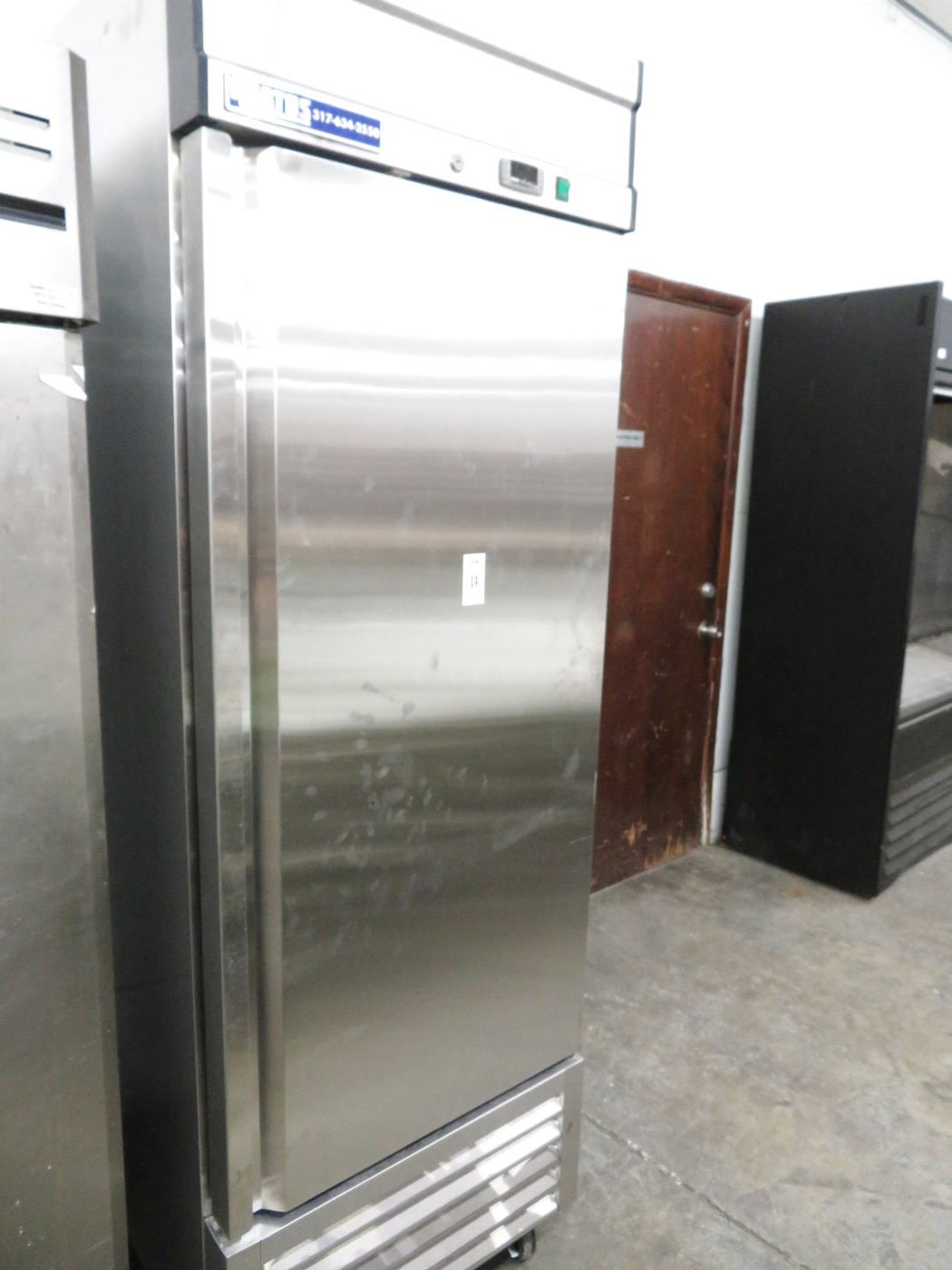 Kratos S/S Rolling Single Door Reach In Freezer (-5°)