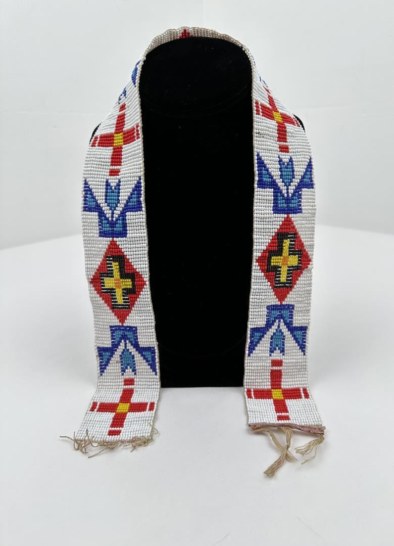 Native American Indian Beaded Necklace