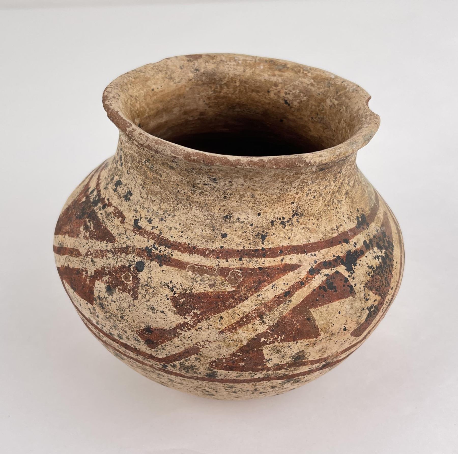 Ancient Pre Columbian Casas Grandes Indian Pot